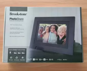 BROOKSTONE FSM010BLB Photoshare Digital Smart Frame Display